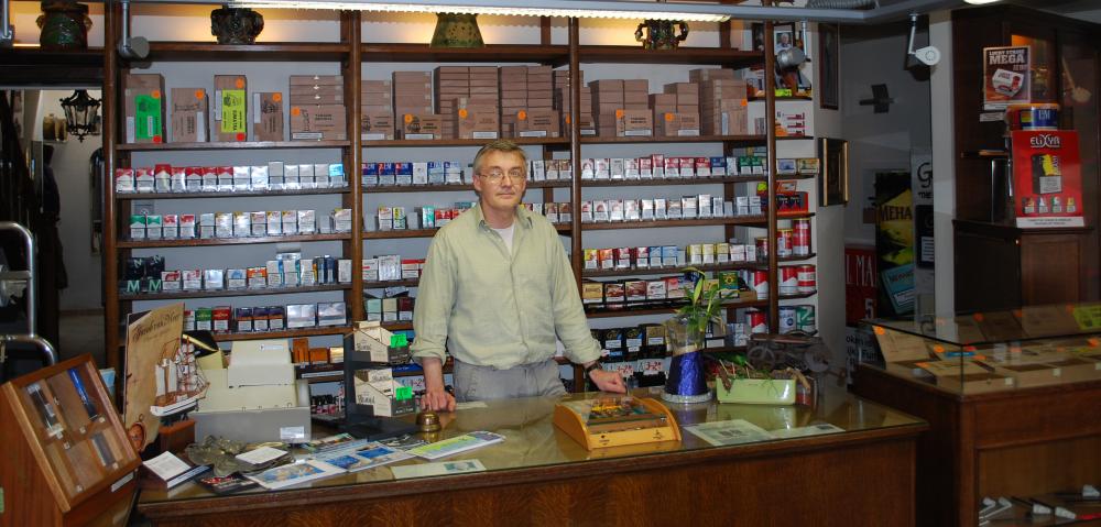 midwest : Artefact : Algemene informatie, tabakszaak Tabarin, Roeselare ...